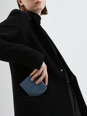 กระเป๋าคล้องข้อมือ และกระเป๋าเพาช์ผู้หญิง Charles & Keith ของแท้ ซื้อ ...