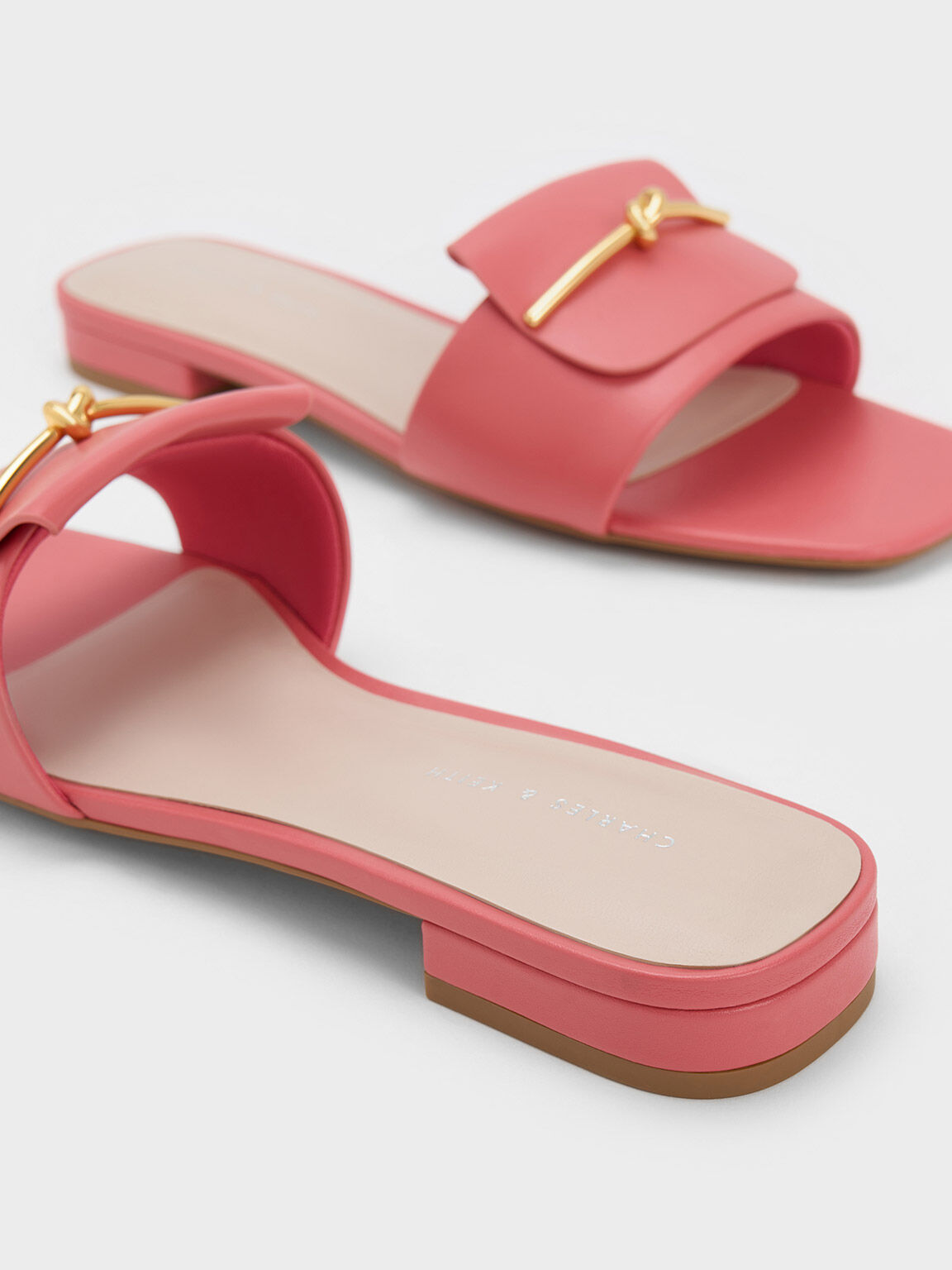 Women's Flats | Shop Exclusives Styles | CHARLES & KEITH TH