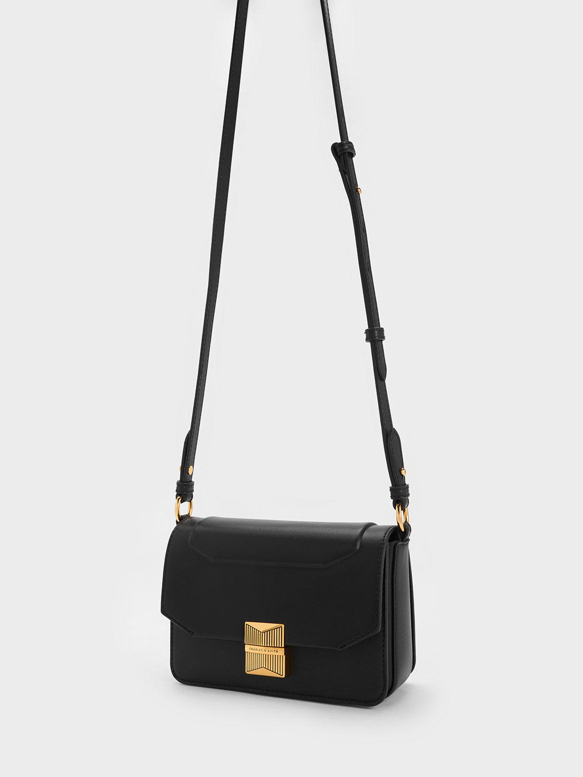 Women's Crossbody Bags | Exclusive Styles | CHARLES & KEITH TH