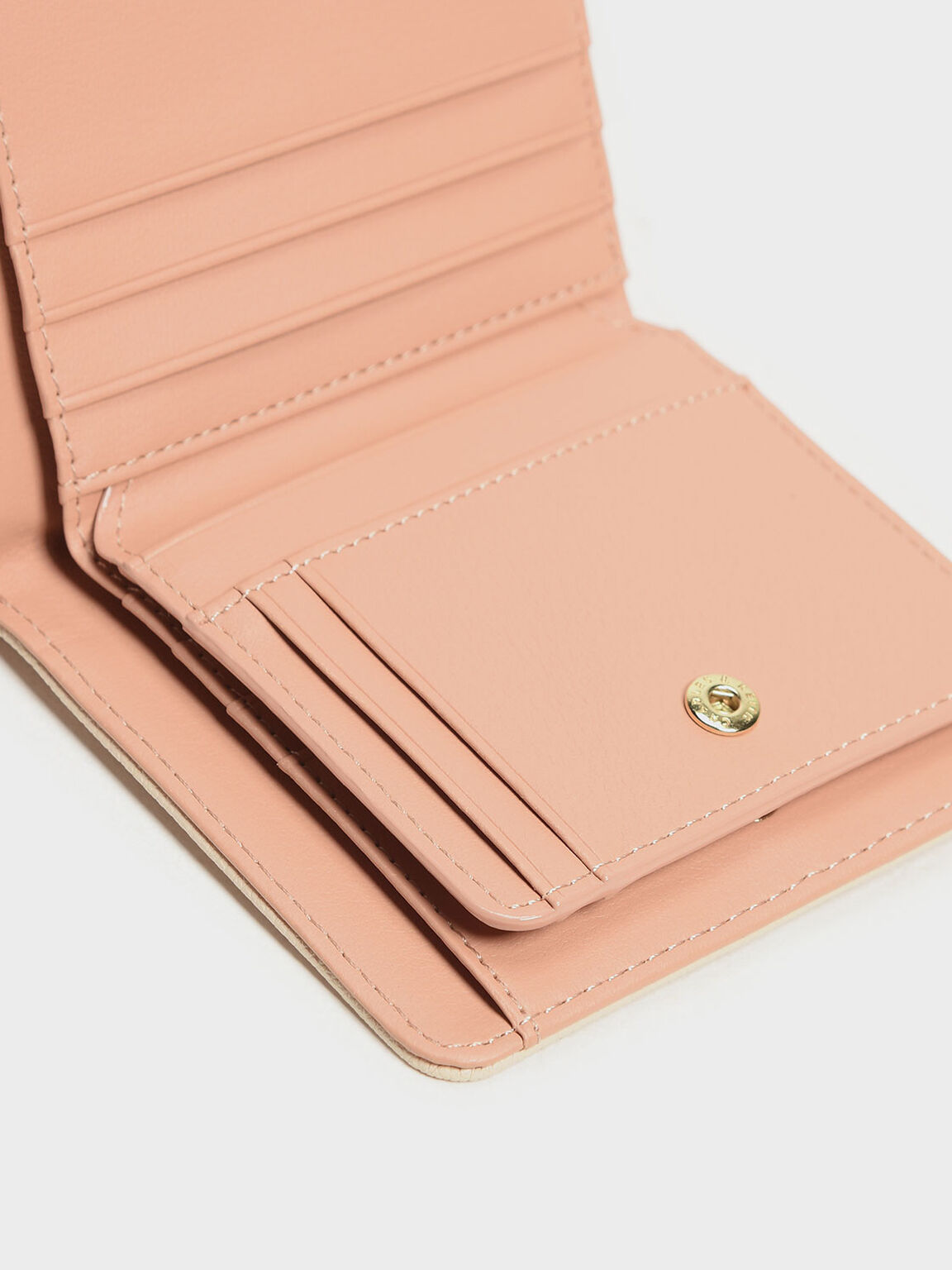 Women's Small & Mini Wallets | Shop Online | CHARLES & KEITH TH