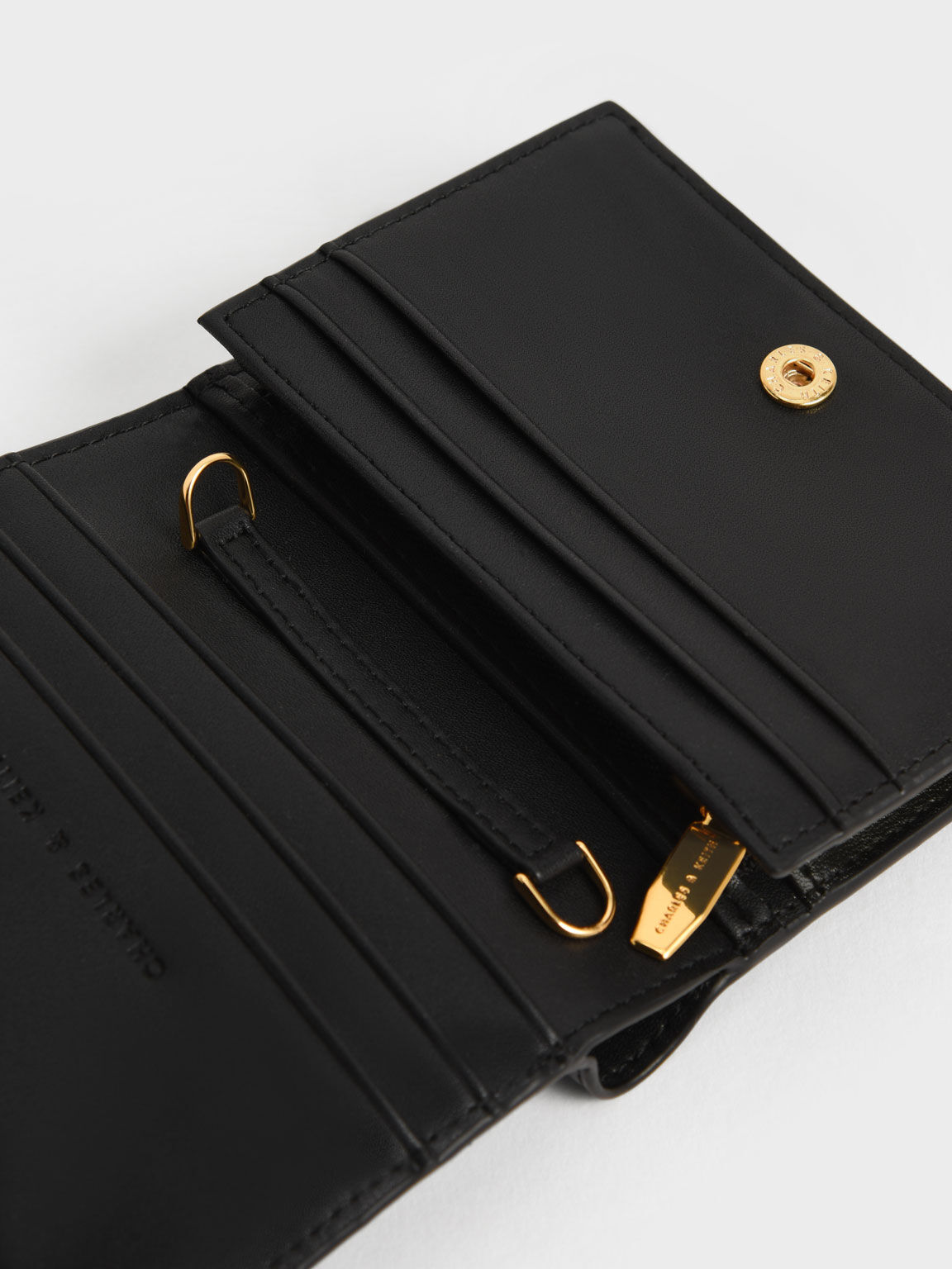 Women's Small & Mini Wallets | Shop Online | CHARLES & KEITH TH