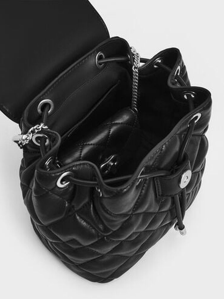 กระเป๋าเป้ Noir Aubrielle Quilted Backpack - CHARLES & KEITH TH